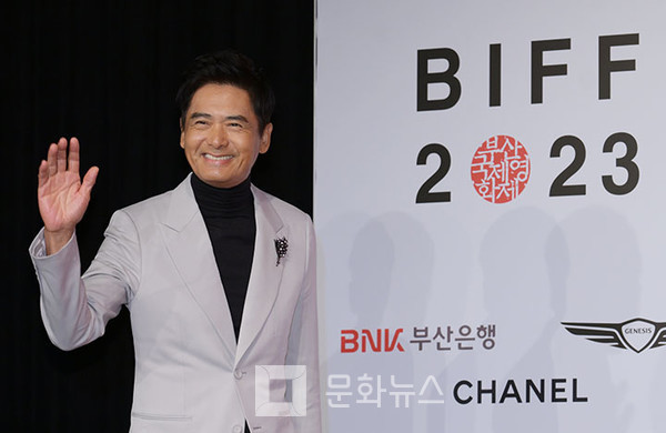 [28th BIFF] '따거' 주윤발, 유쾌한 '말·말·말'① #사망설 #번데기