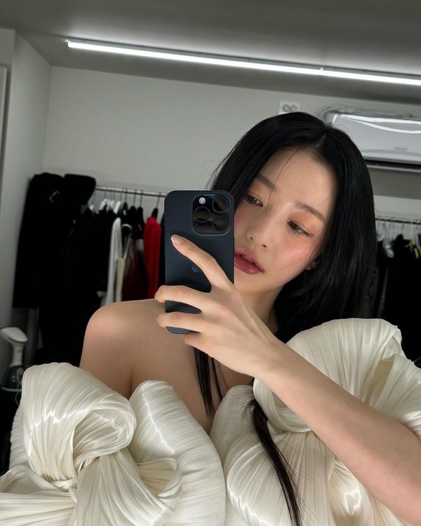 송하윤 학폭 강제 전학 인정?...추가 폭로 또 나왔다