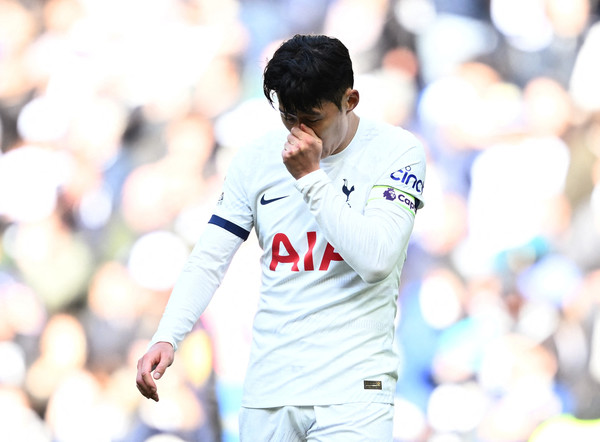 부상에 희망마저 사라졌다...손흥민과 토트넘, 다음 시즌 UCL 진출 가능할까?